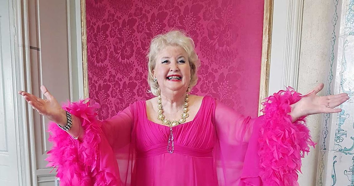 Nytt från Kallhäll: Sivan Divan