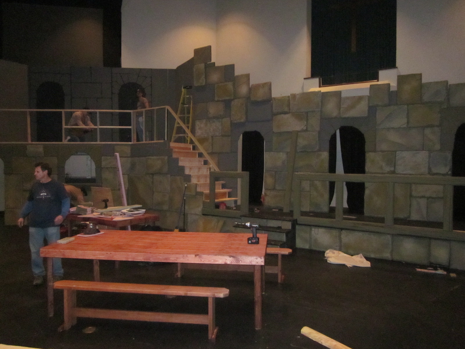 HendersonWorks: Set Design and Stage Construction