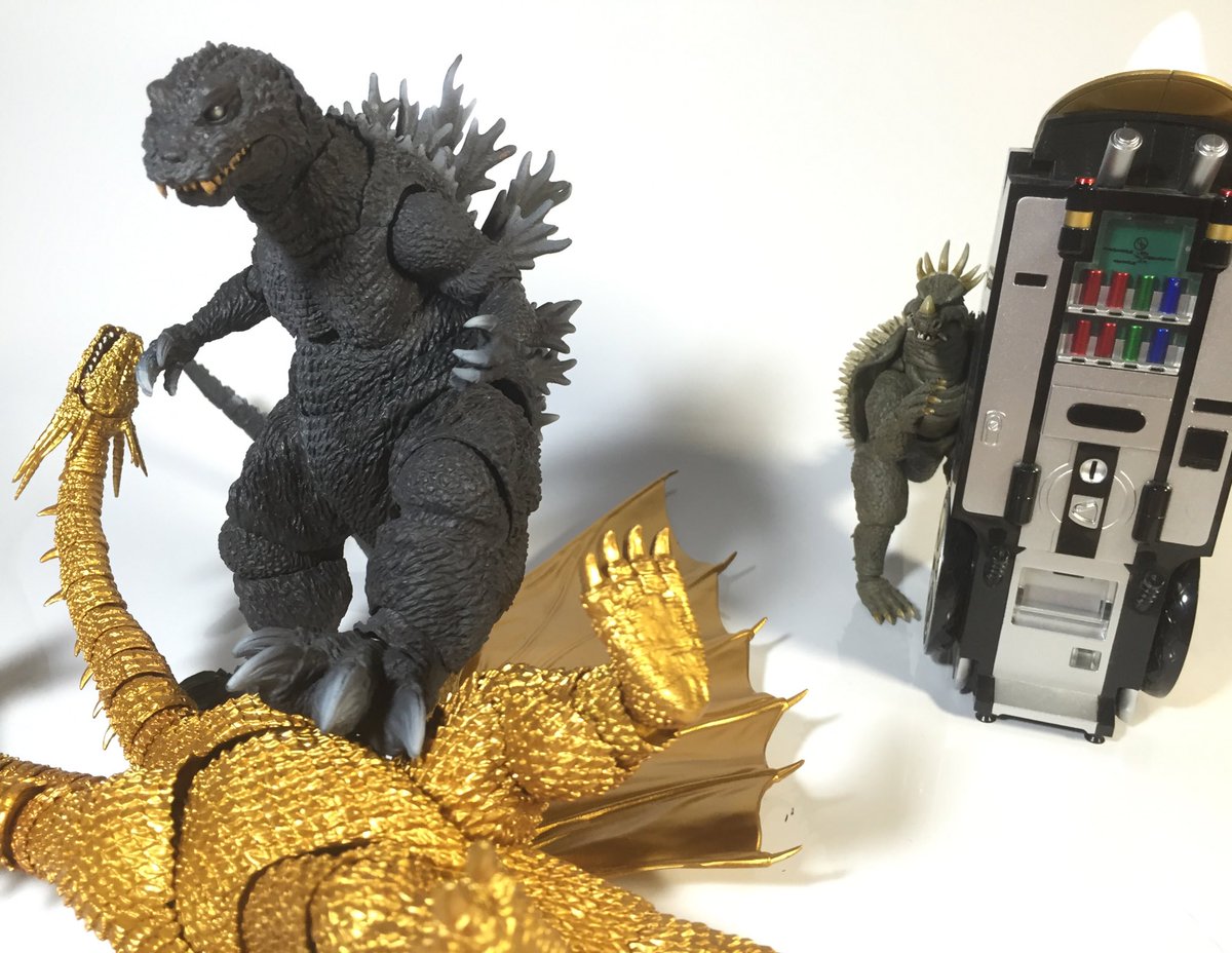 Steven's Toy Blog: S.H. MonsterArts Godzilla 2001 GMK Pictures
