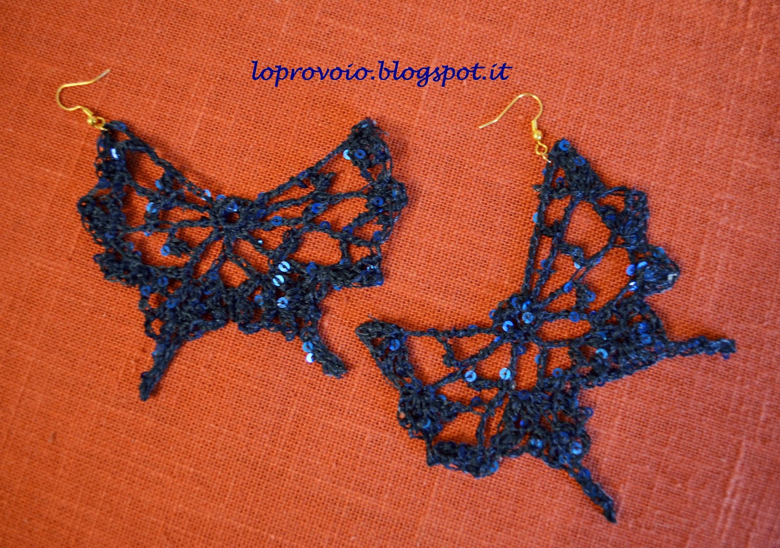 Lo provo io: Orecchini all'uncinetto a farfalla
