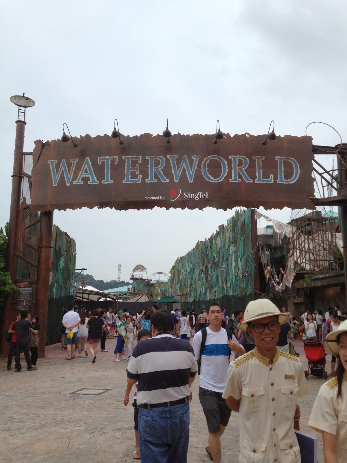 With Kids, We Go...: Universal Studios Singapore: A Mummy & Daughter Date