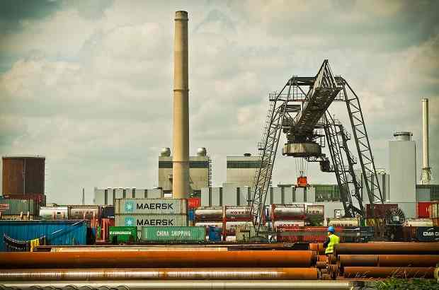 Fossil Fuels in the World Economy - How to Save Energy and Fossil Fuels