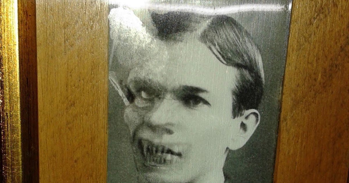 Vraie fiction: Haunted portraits