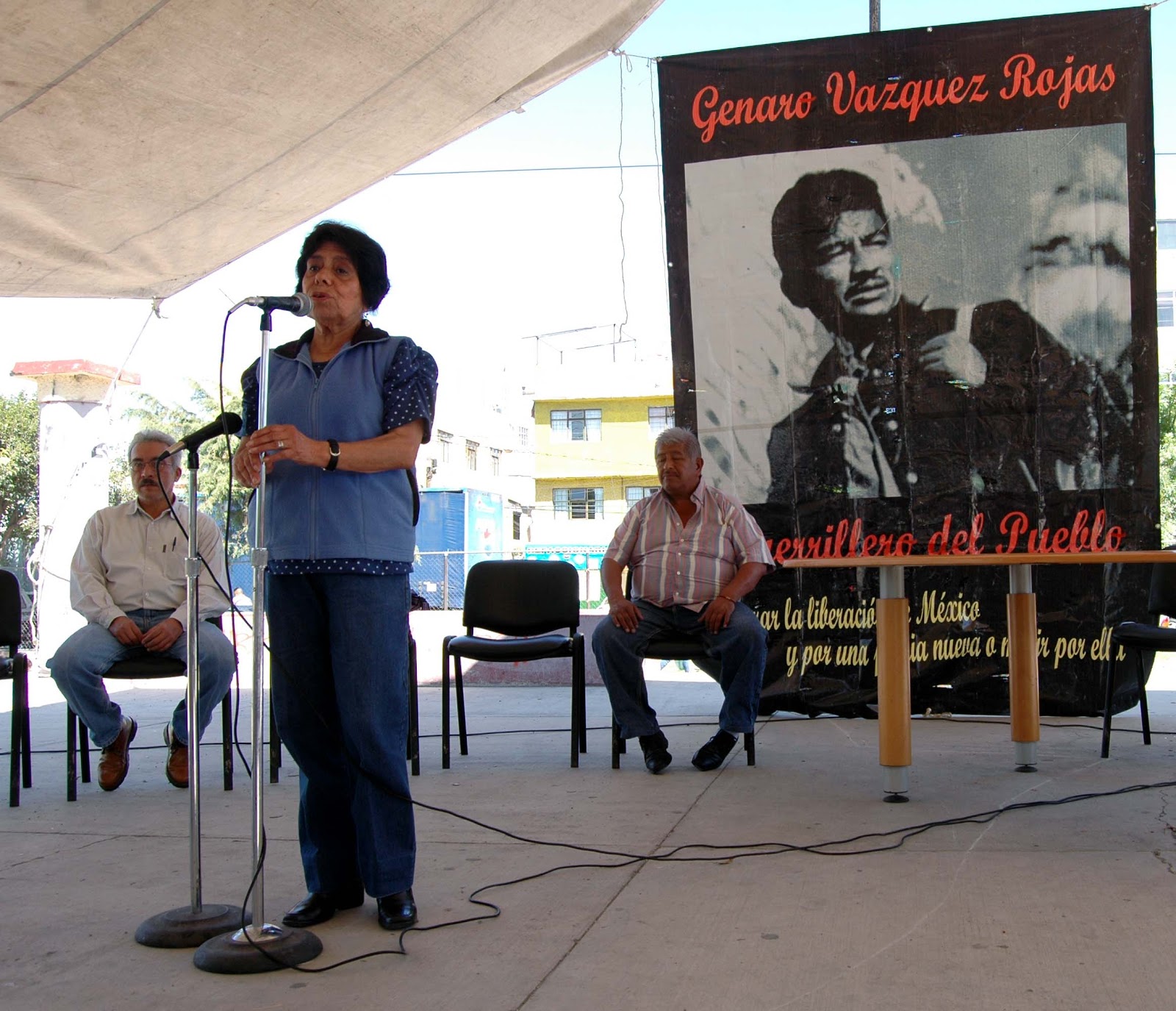 IMAGENES: Homenaje a Genaro Vazquez Rojas en el Campamento 2 de Octubre