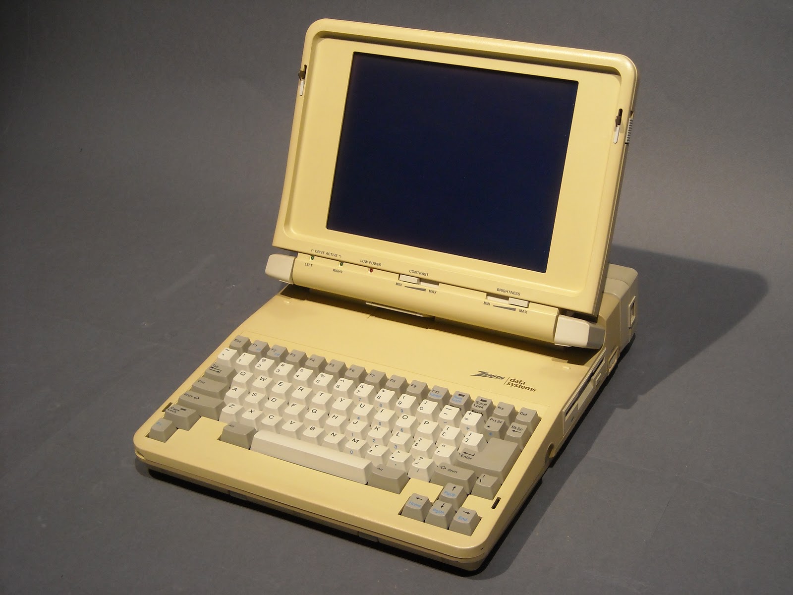 videomuseum: OUR COLLECTION