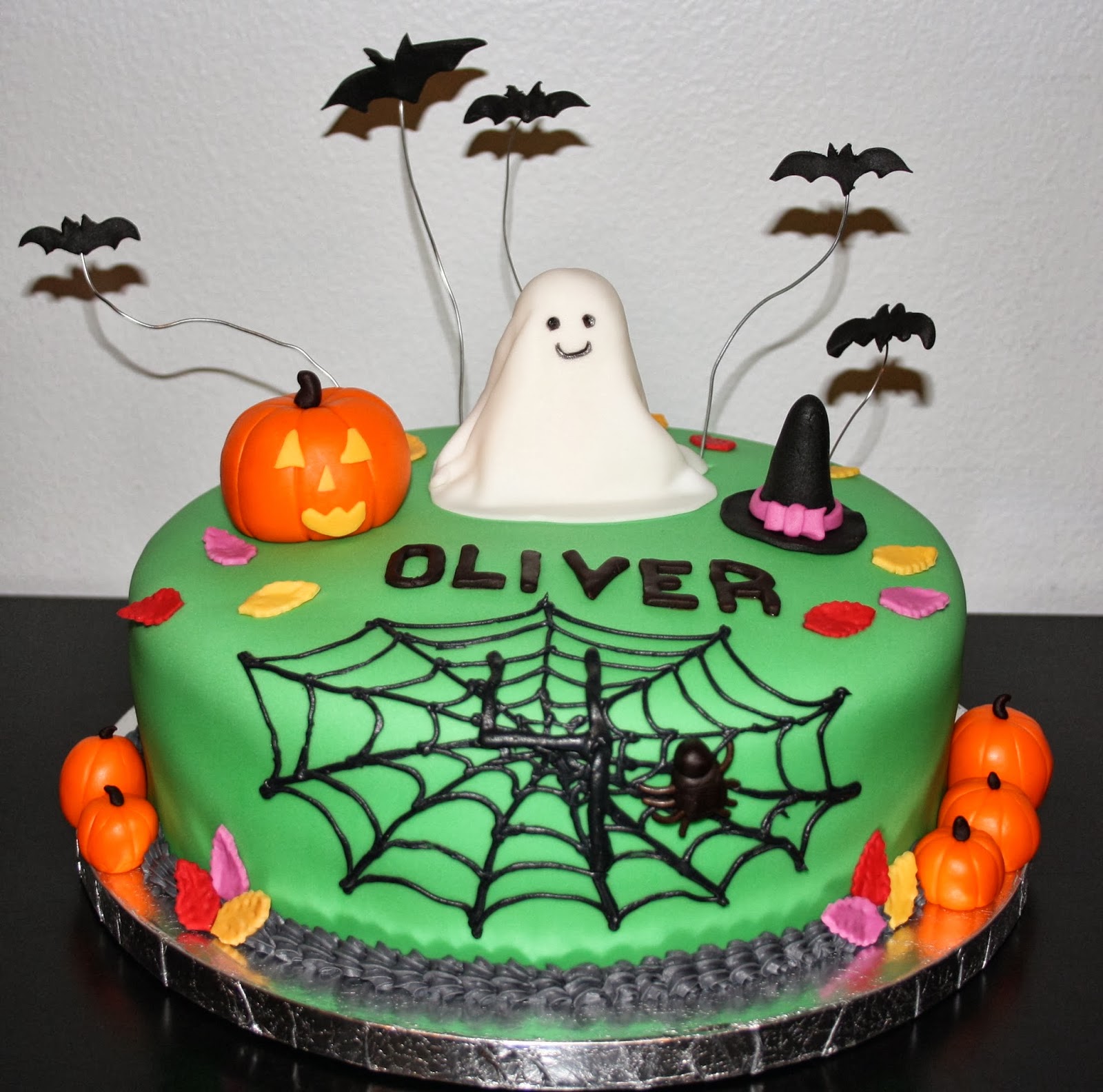 Jacqueline's Sweet Shop: Halloween Themed Birthday Cake