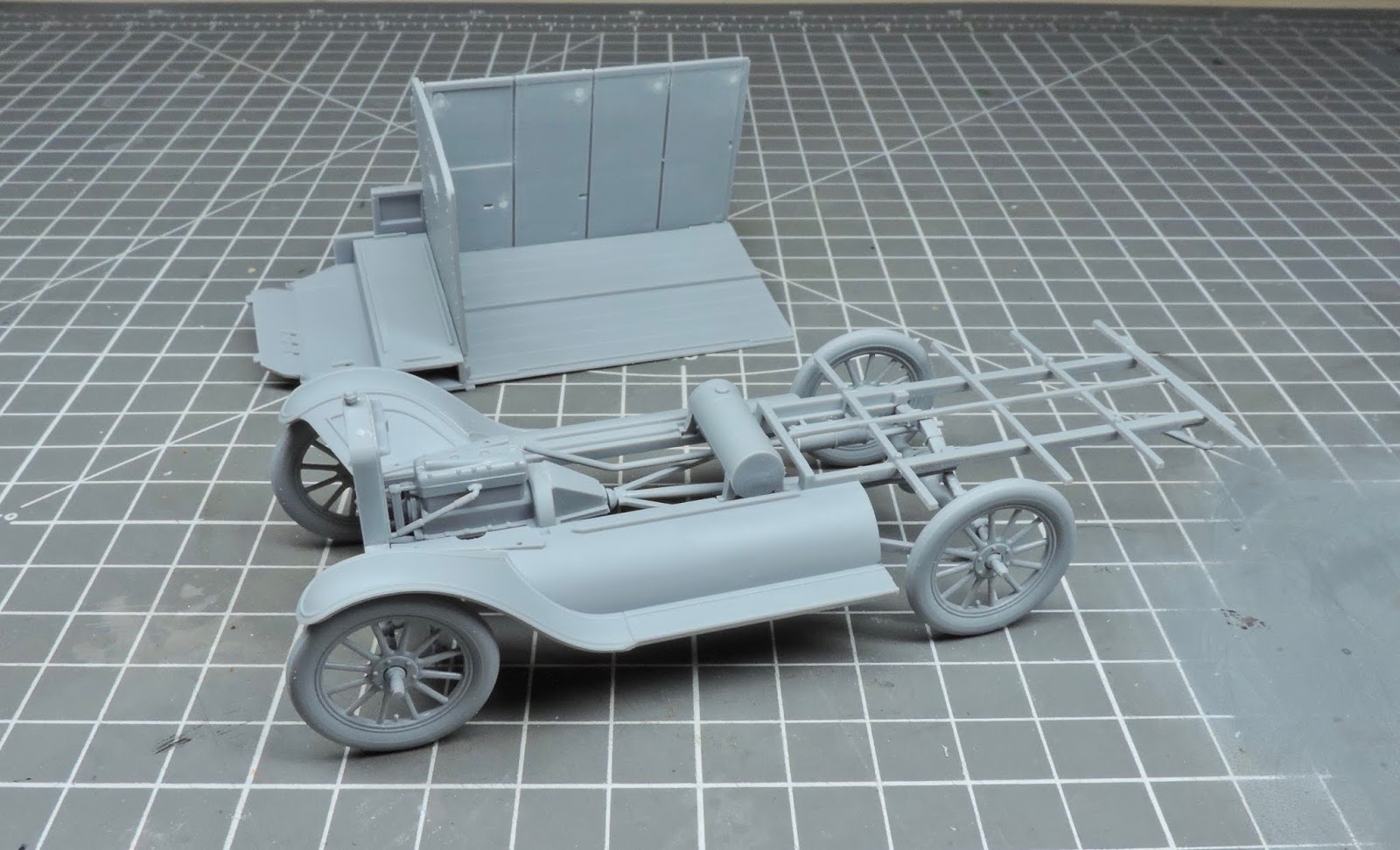 Pete's Model World : ICM WW1 Model T Ambulance