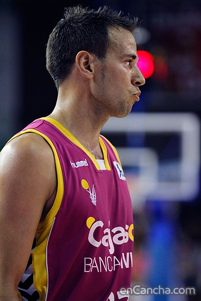 C.B Murcia: Carl English, en busca de un cañonero