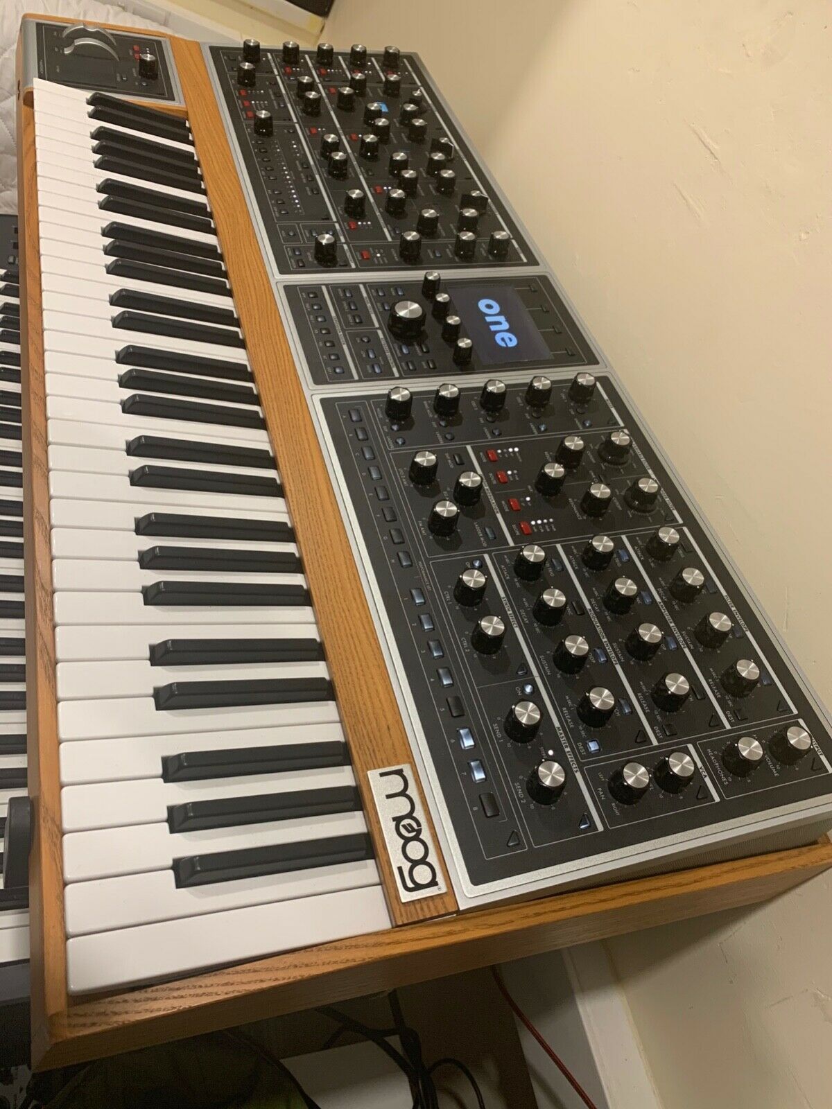 MATRIXSYNTH: Moog One Synthesiser