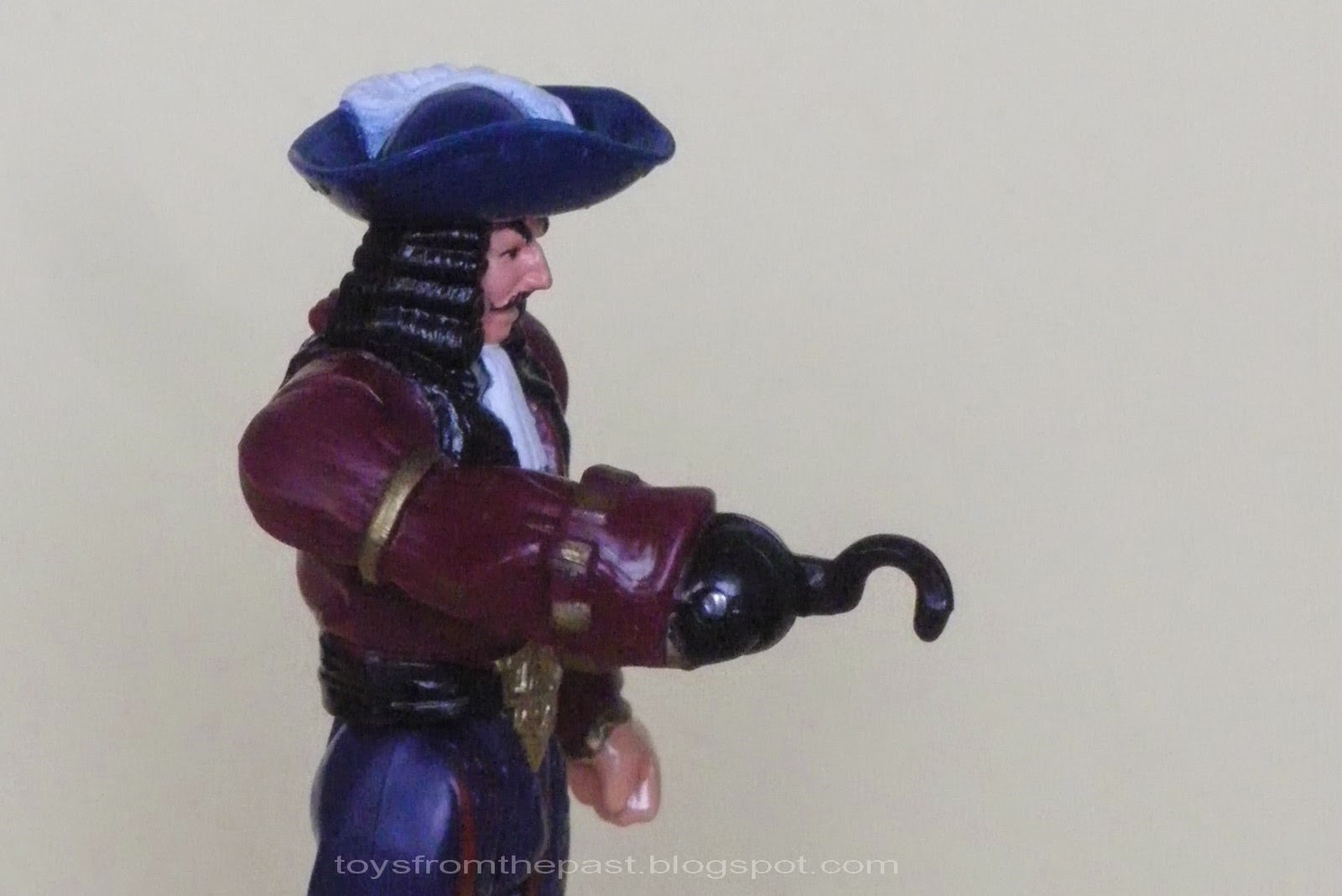 Toys from the Past: #440 HOOK – PETER PAN (AIR ATTACK) and CAPT. HOOK ...