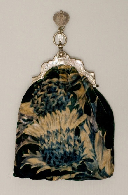 loveisspeed.......: Handbag and purses 17th century to 18th century women..