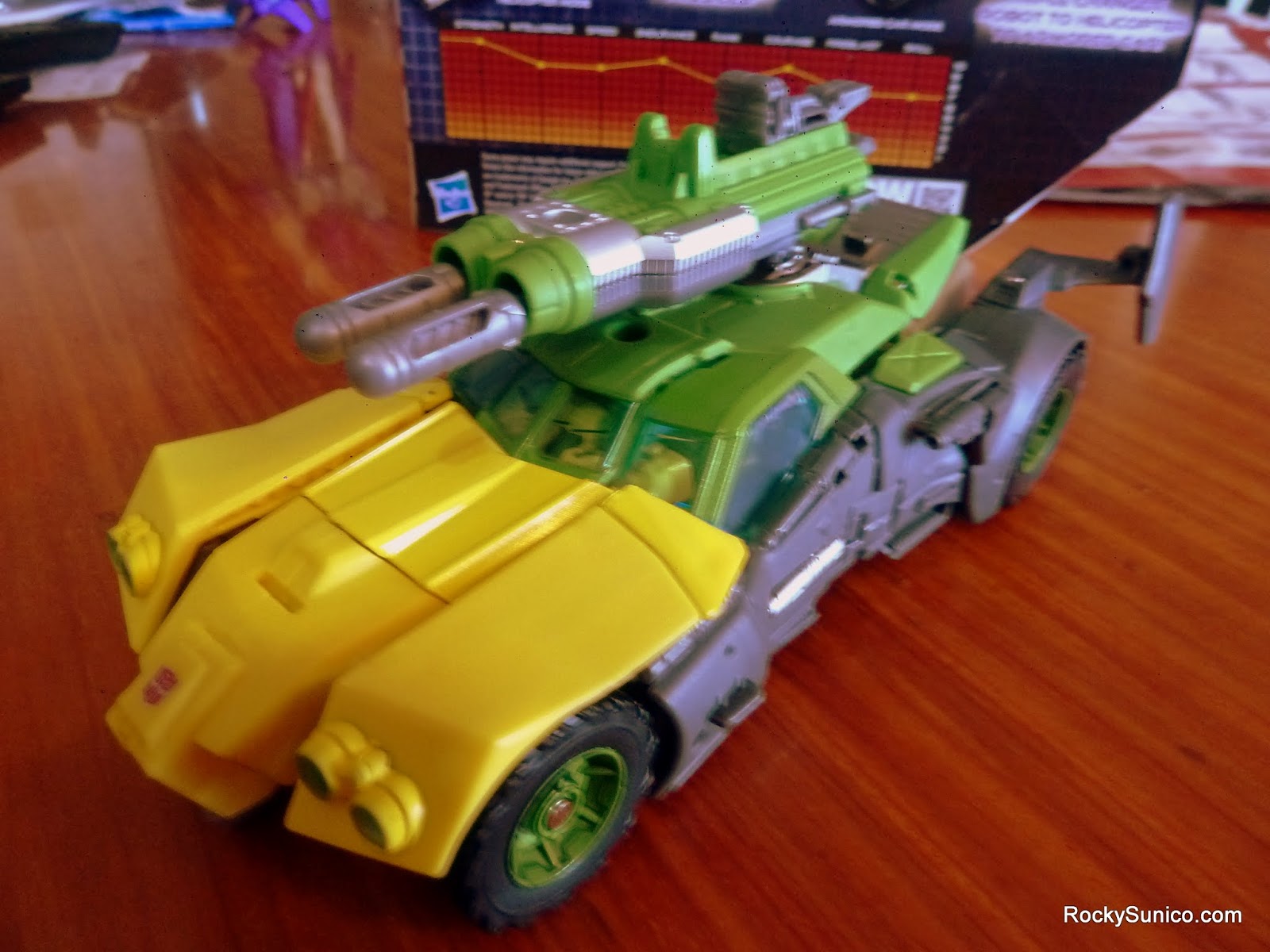 The Geeky Guide to Nearly Everything: [Transformers] The Return of the ...