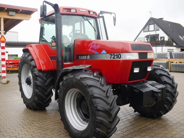 TRACTOR CASE 7210 PRO 177 CP 19.750 Euro
