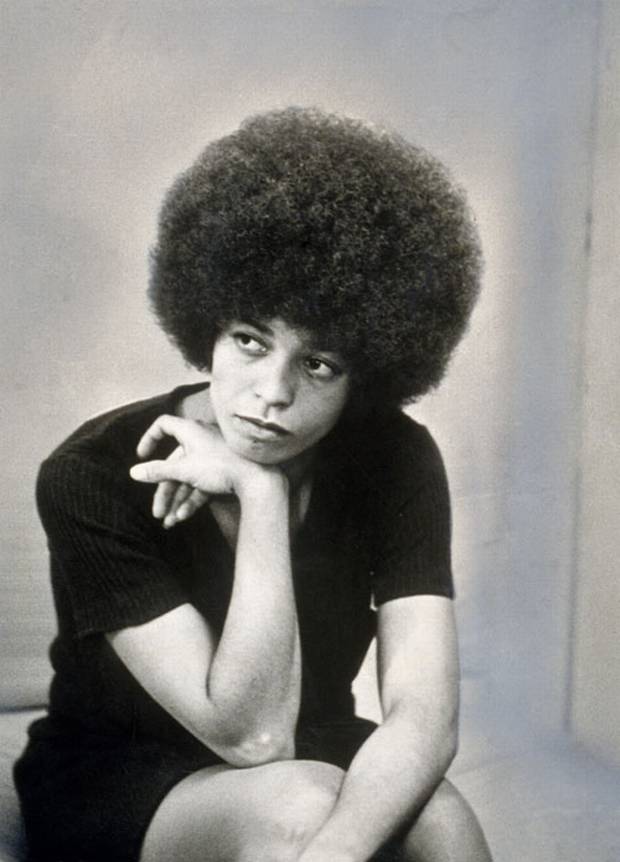 DULCE ÁNGEL NEGRO: LA HISTORIA DE ANGELA DAVIS
