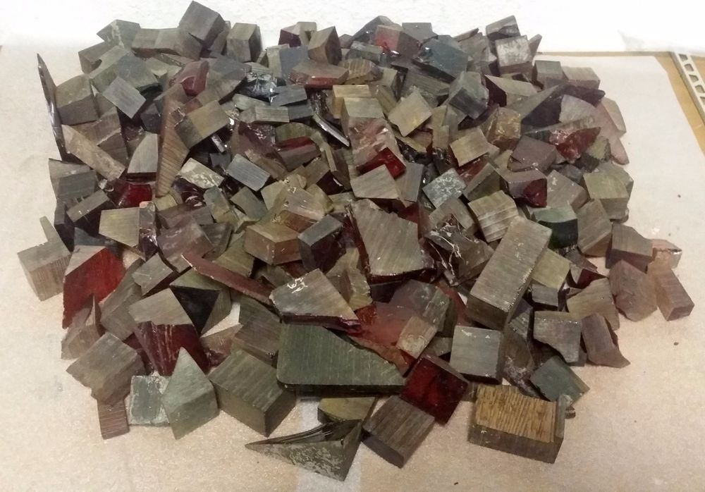 Luna and the Junction of Vintage Clothing: BAKELITE - GET IT RIGHT