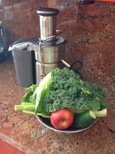 Puffs of glitter: Lean mean green monster juice