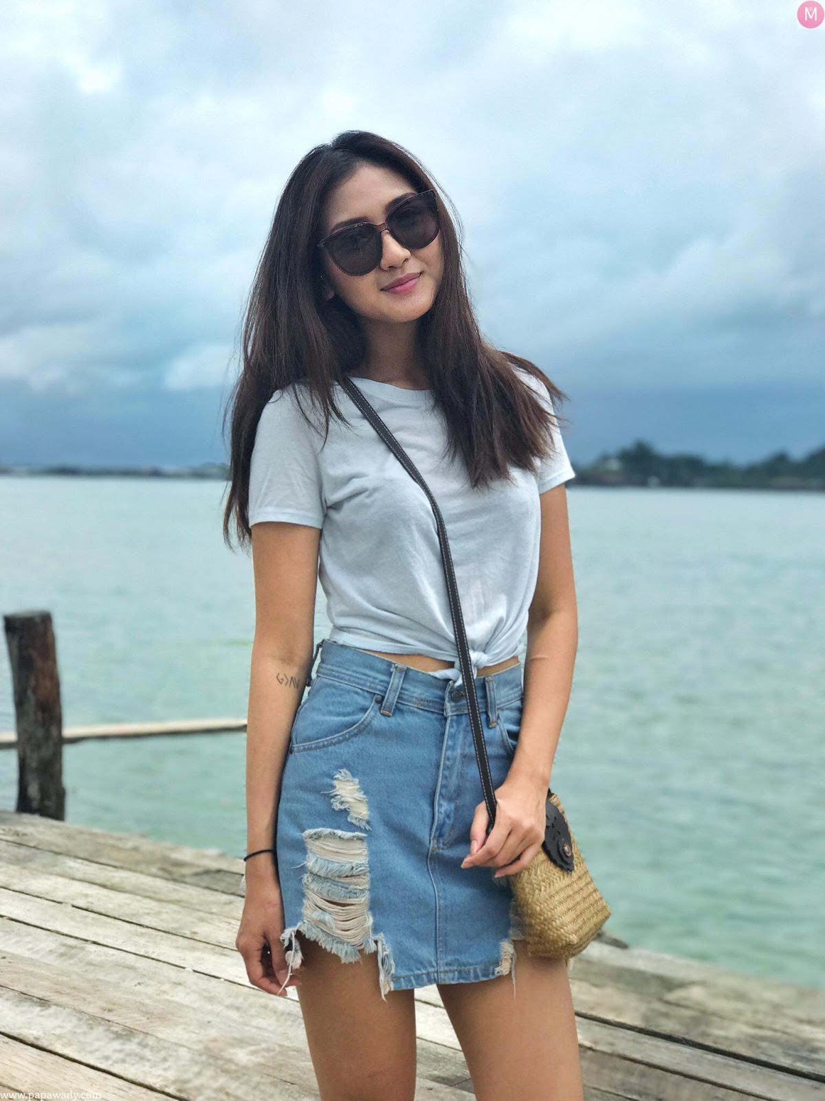 M Seng Lu Fashion Outfits , Photoshoot , Activities In August 2017