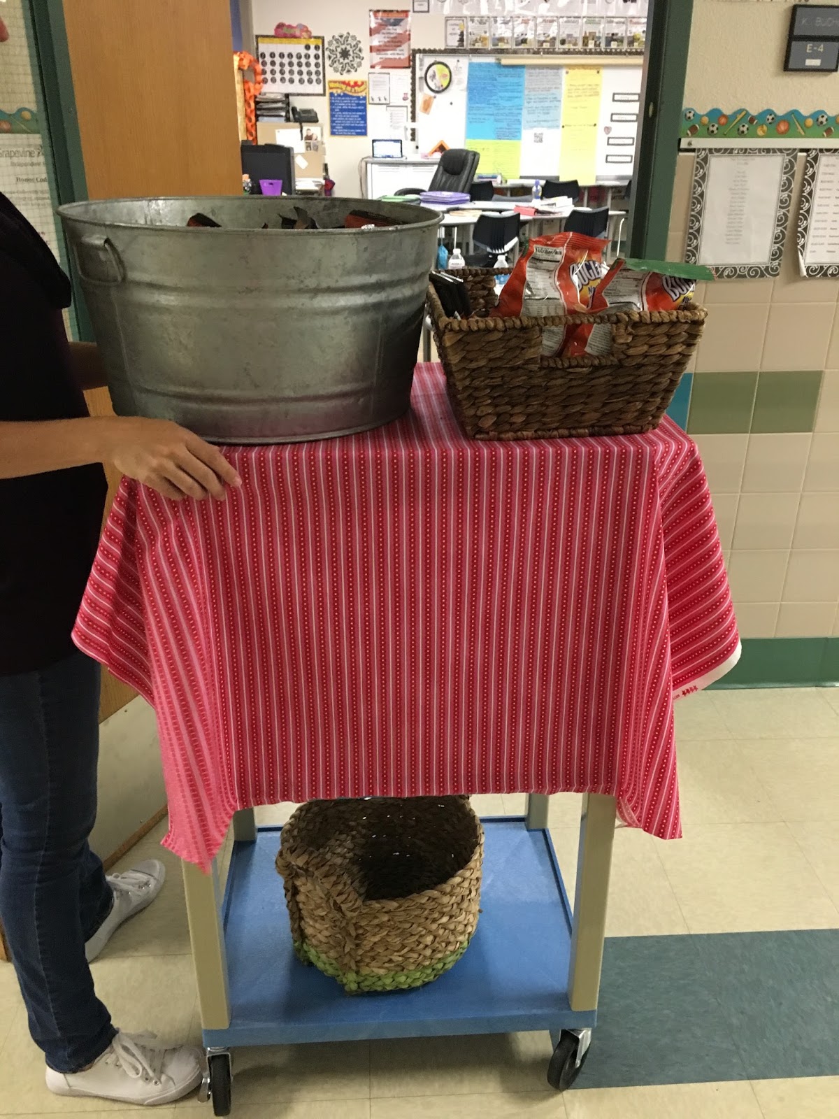 Crafty Texas Girls: Sweet Candy Themed Teacher Appreciation Week