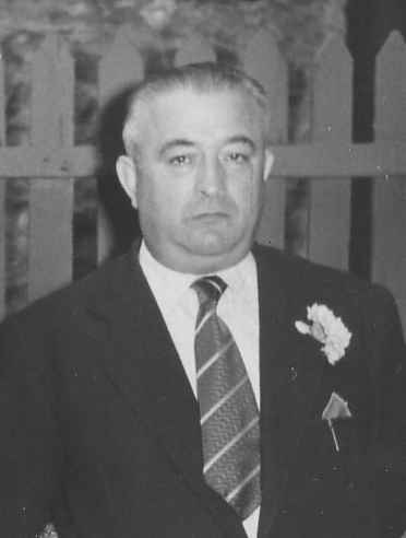 HOTS BEGI DANBOLINAK: SIMON LANDA, ARAMAIOKO IDAZKARIA, GERRAREN BIKTIMA