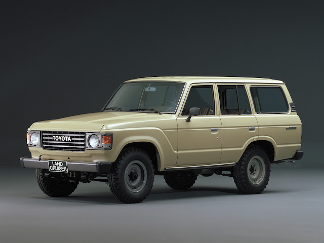 upbeat sitdown: Toyota Land Cruiser FJ-60 - Desert Tan