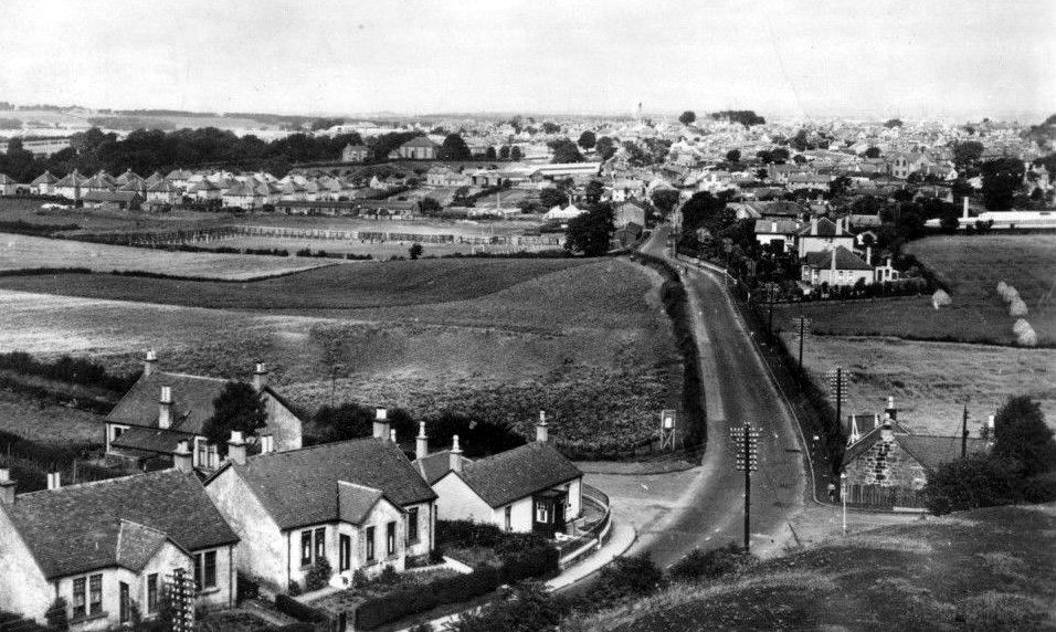 Tour Scotland: Old Photograph Road To Carluke Scotland