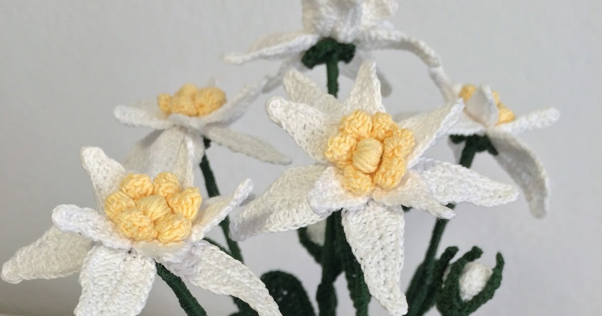 How to crochet a Edelweiss