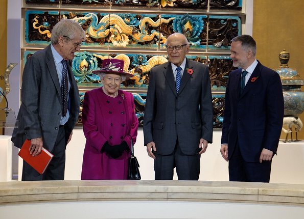 Queen Elizabeth visited the British Museum in London