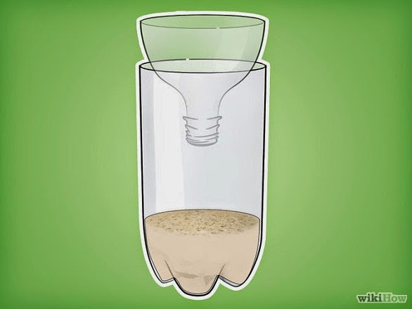 Membuat Perangkap Nyamuk dengan Botol Plastik
