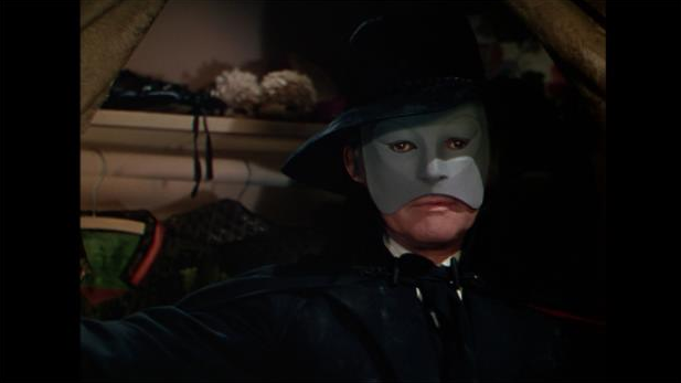 Phantom Moments: Guest Post by Lesa Howard - Bookfever