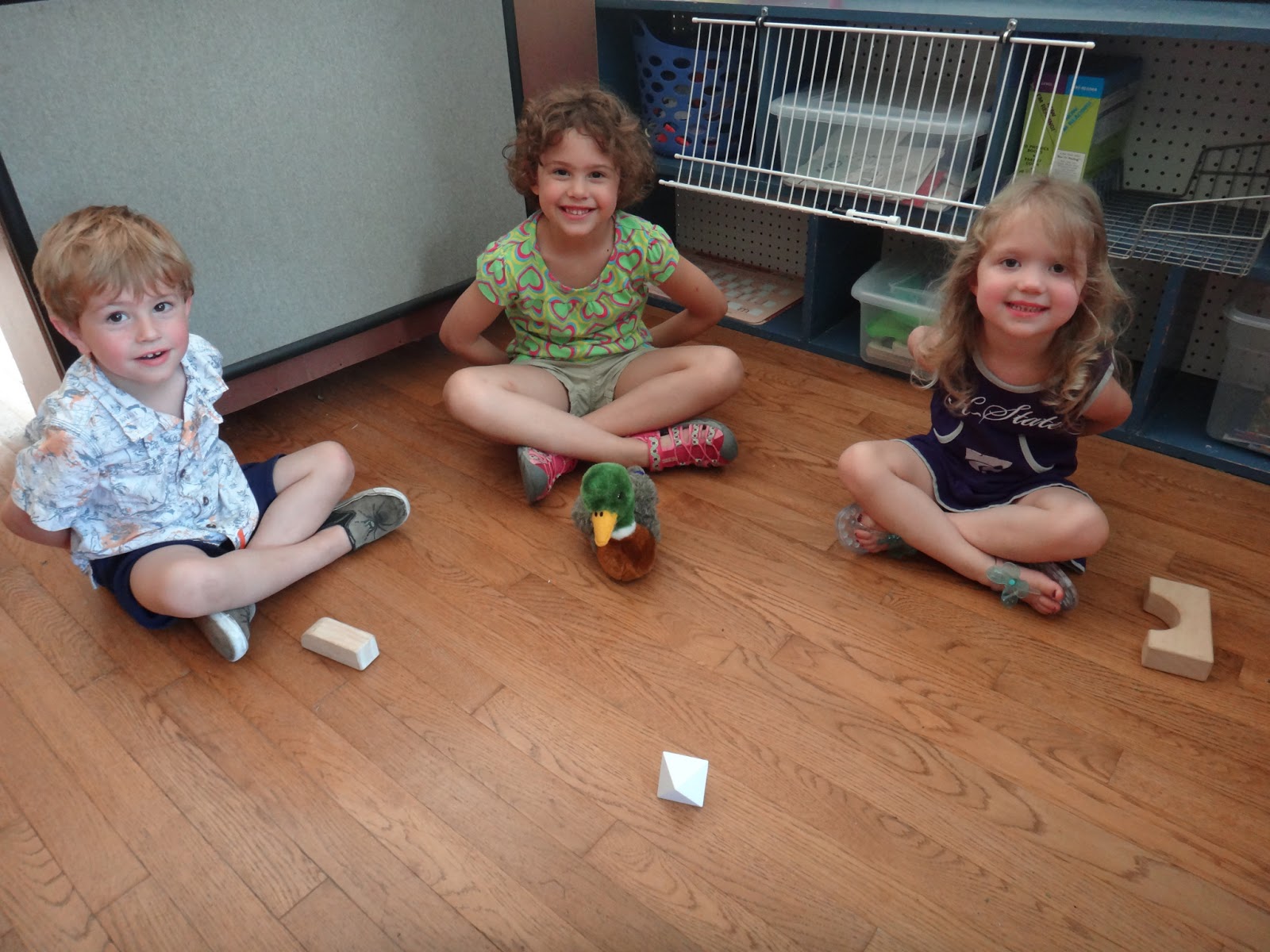 Little Stars Learning: Introduction to Addition and Subtraction