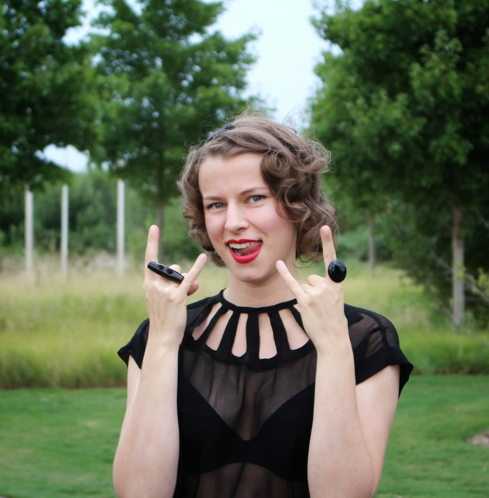 ChatterBlossom: The Sunday Snag – Modern Day Flapper