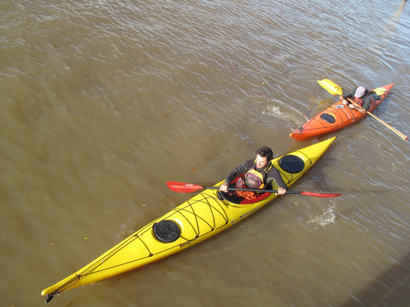Eskapa Kayakismo de Travesía: Remolques en kayak