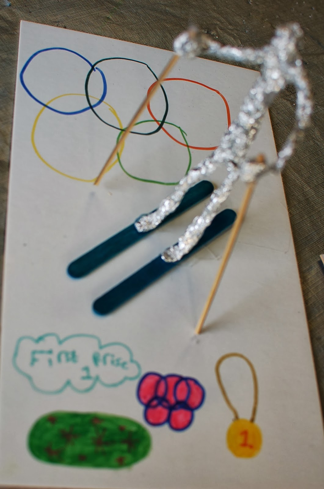 Sunnyside Art House: Winter Olympics Lesson - Part One (Tin Foil Trophies)