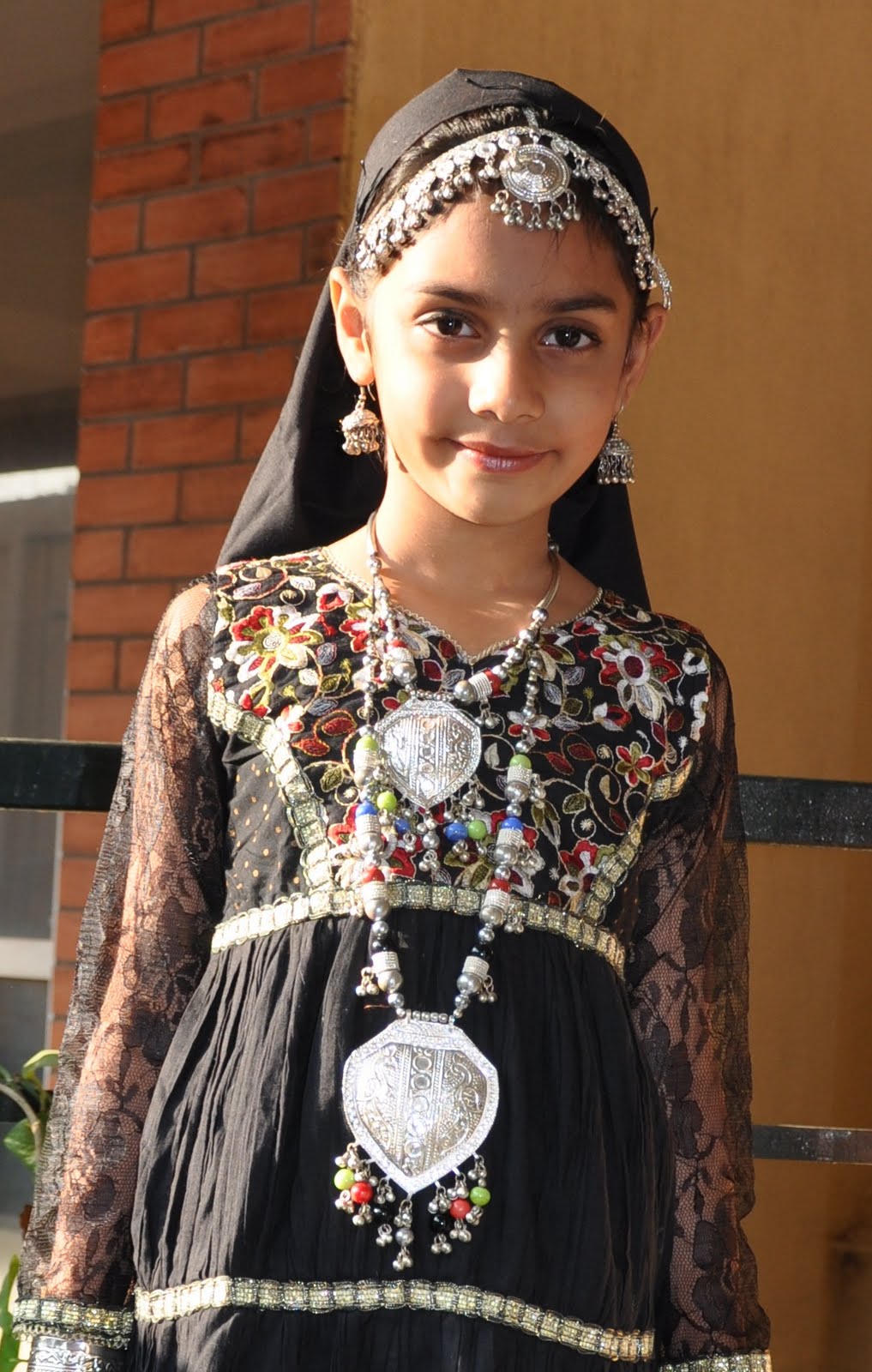 ALL TYPE OF FANCY DRESSES FOR SCHOOL FUNCTIONS