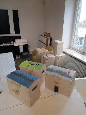 joachimartist: more boxes!