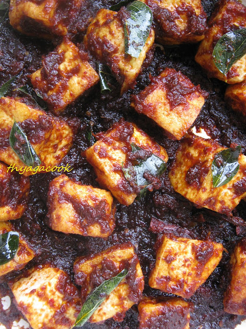 KARI LEAFS ... Malaysian flavour's: TAU FOO FRIED WITH SWEET SOY SAUCE