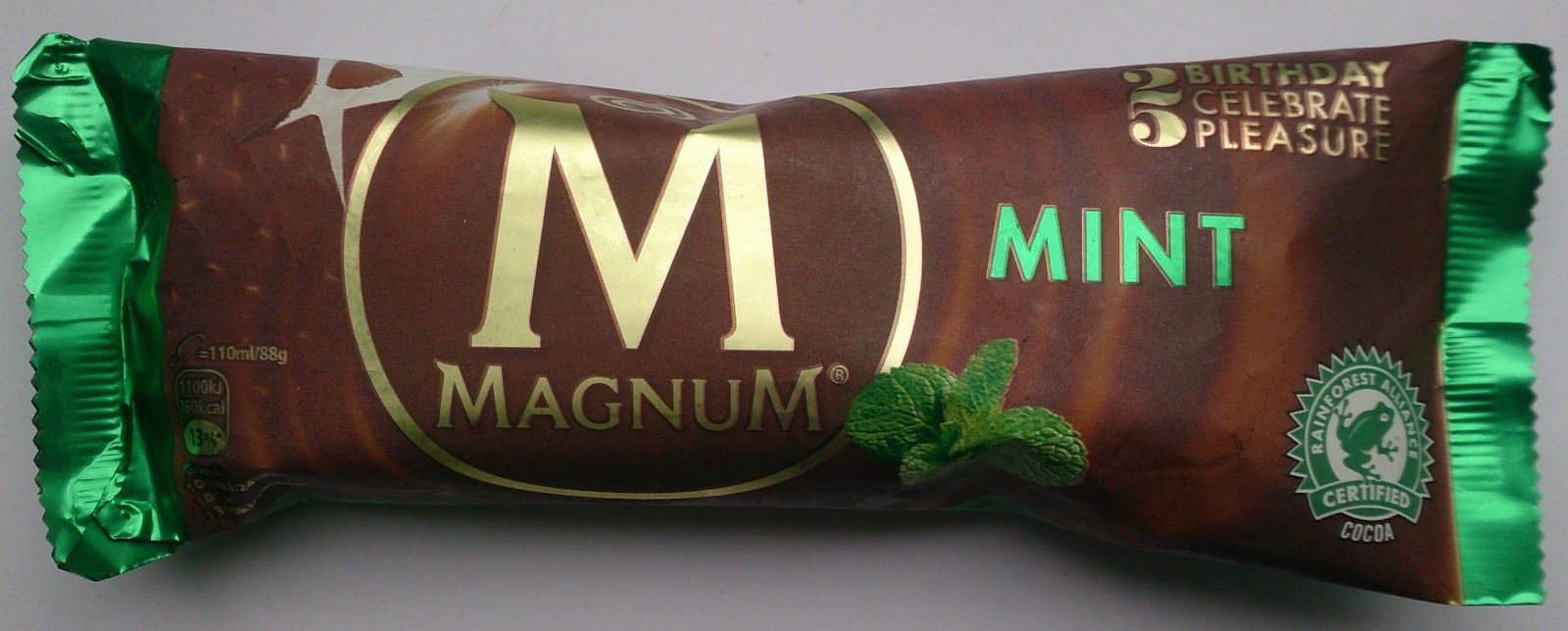 Chwile zasłodzenia: lody na patyku Magnum Mint