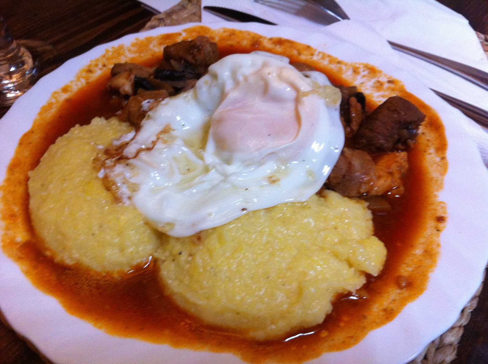 Du beau ... Du bon: Du vin roumain sans polenta et sarmale ? Jamais