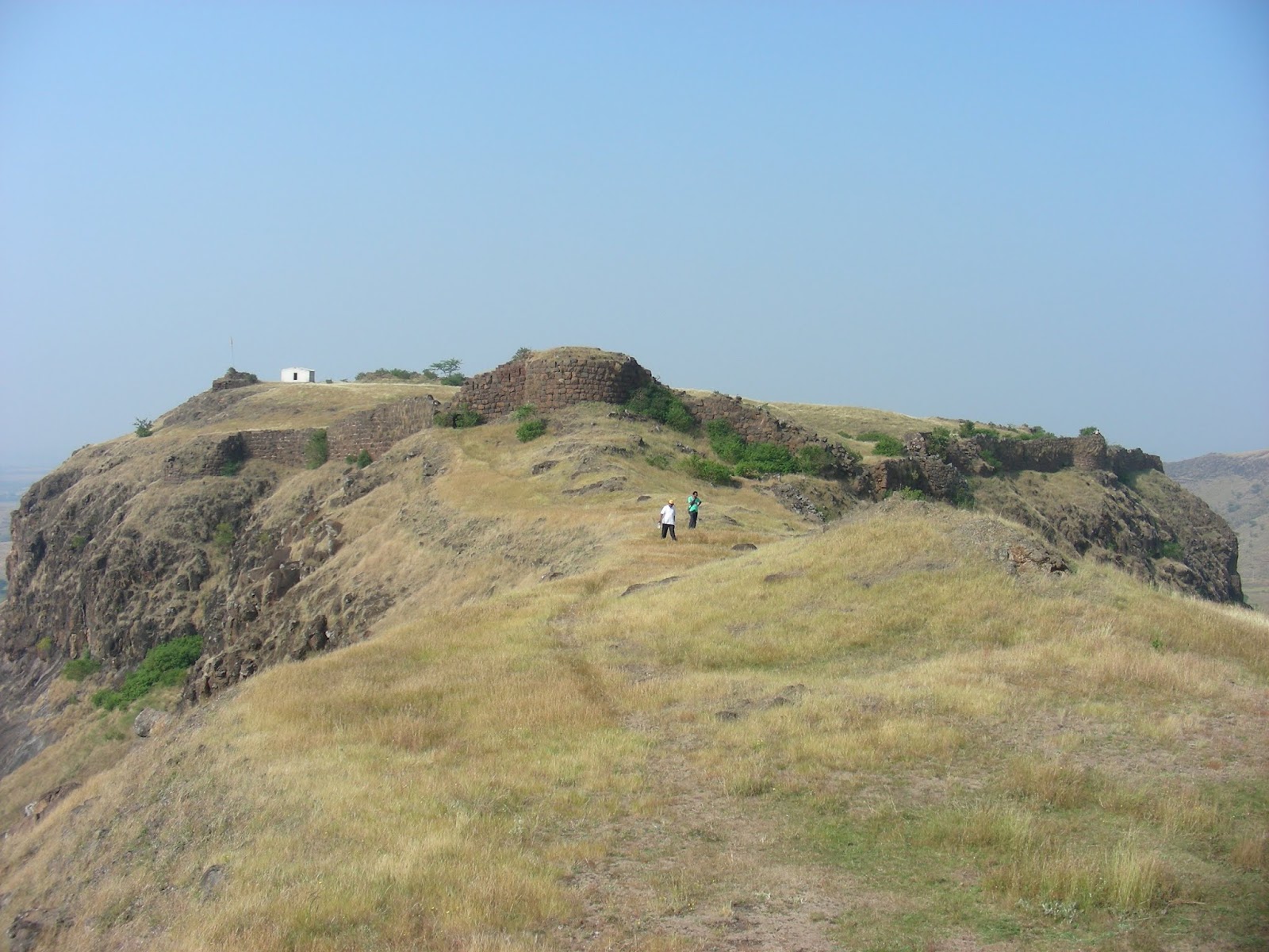 डोंगर भाऊ ( Dongar Bhau ): माणदेशातले किल्ले (भाग - १) Vardhangad ...