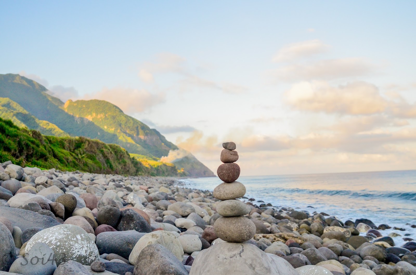 It's A Soi Thing: North Batan: Valugan Boulder Beach