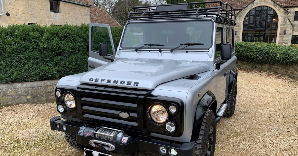 Landrover Defender: Defender 90 tdci 2.2 xs Black addition CSW Very Rare