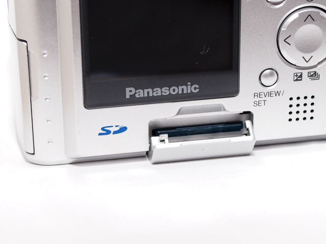 書き溜め space: Panasonic LUMIX DMC-LC40