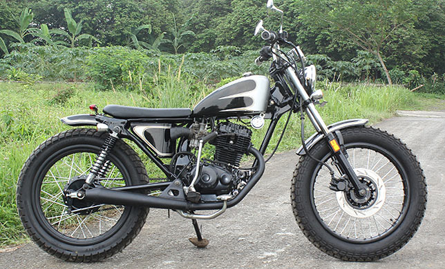 Costumize Us: Retro Sunday Riding Honda GL Pro 1997 Custom