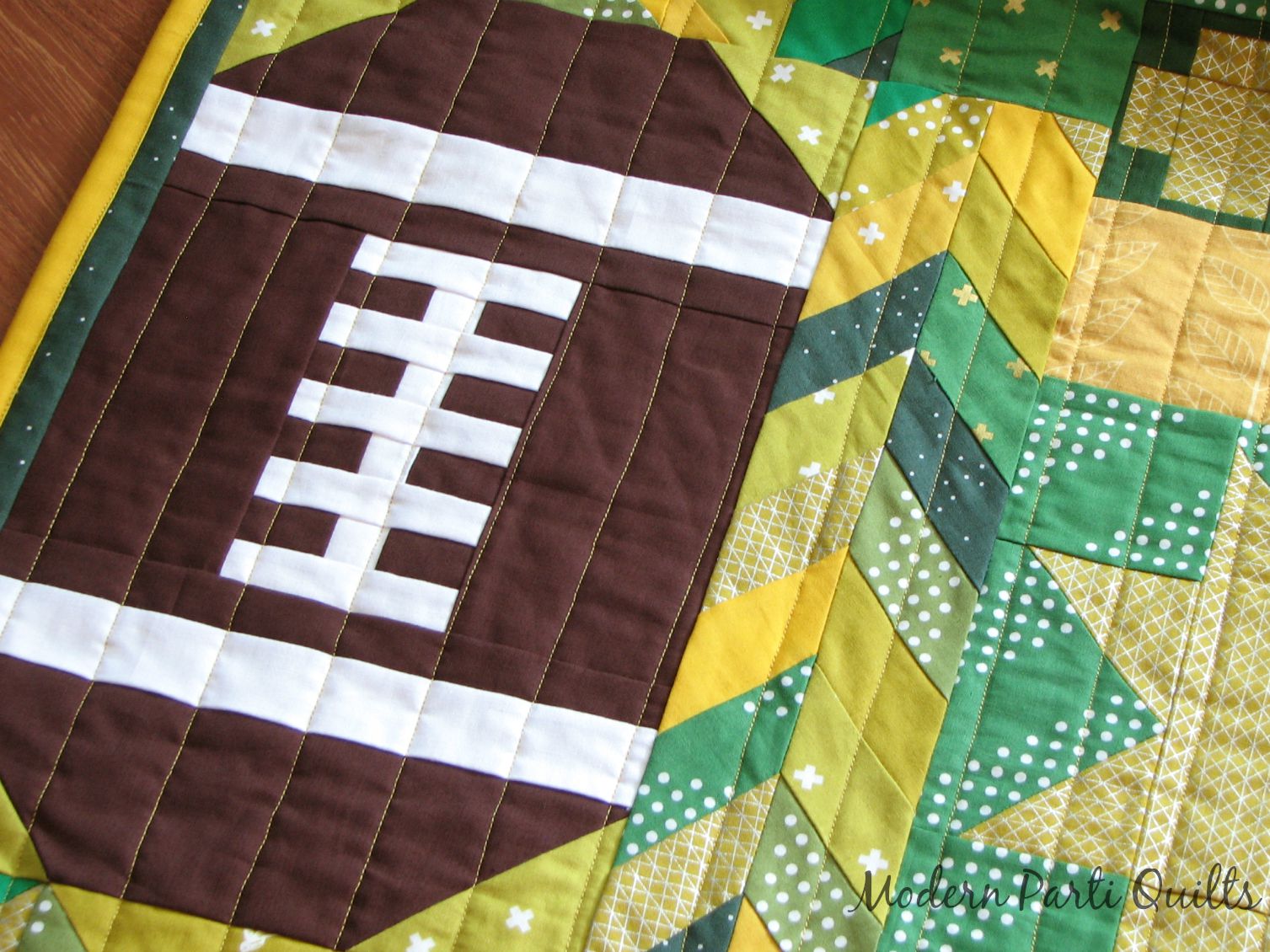 Modern Parti Quilts: Green Bay Packers Quilt