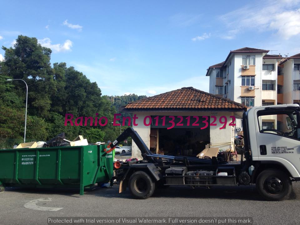 Sewa Sarung Kerusi Plastik dan Banquet - Rania Canopy Rental