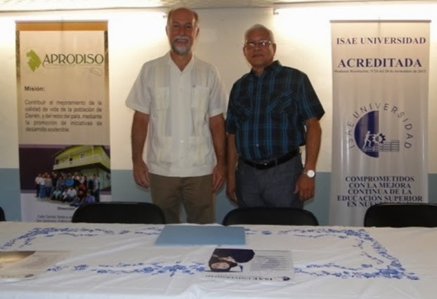 NOTICIAS: ISAE UNIVERSIDAD Y EL EMBAJADOR DE E.E. U.U. CLAUSURAN PROGRAMA.