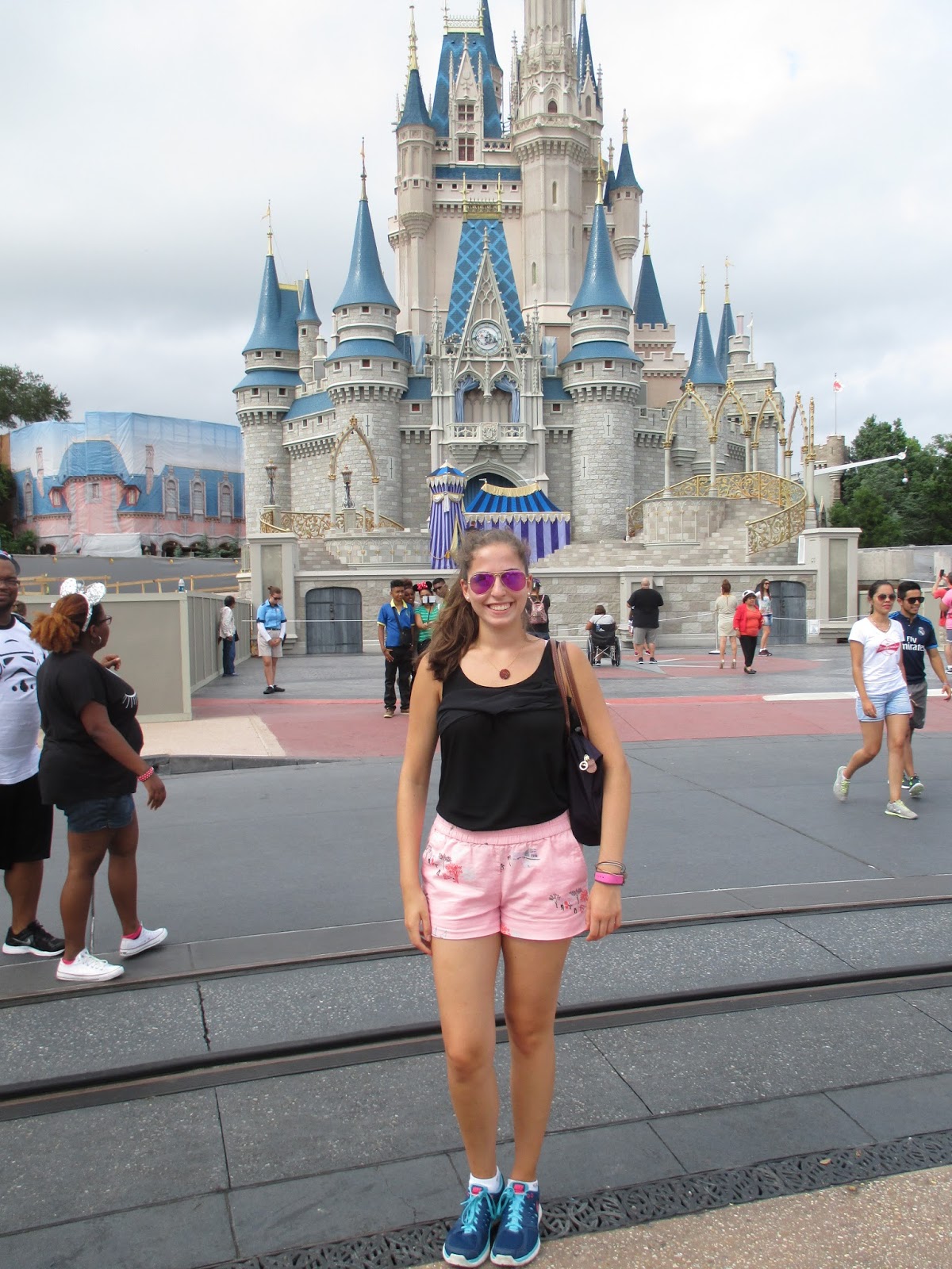 Disney Day 2! | Tall and Preppy