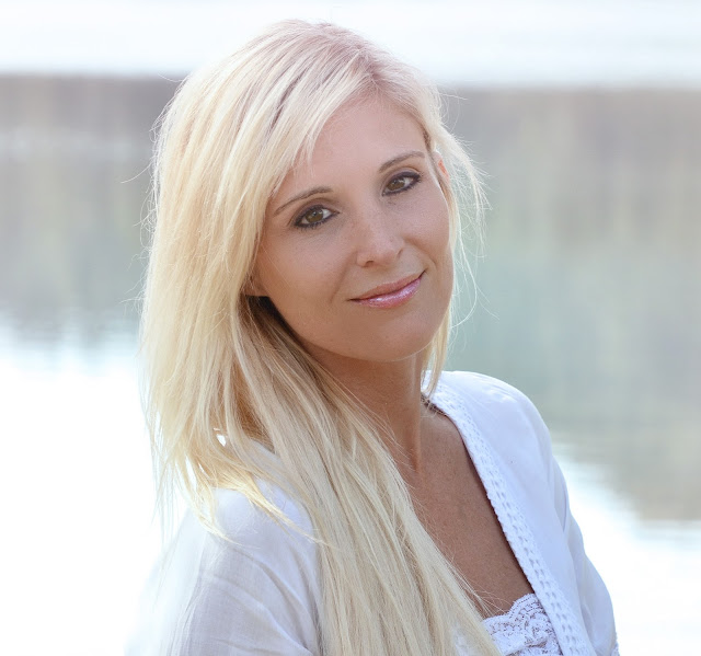 Laura Marie - Podcast divulagtion cosmique