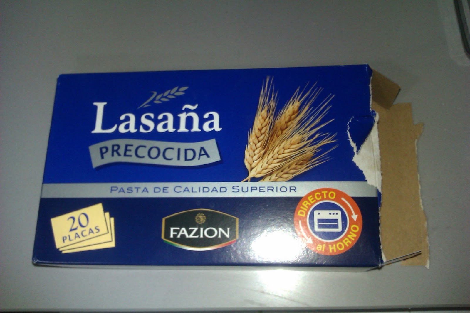 La Pingüina Curiosa: Lasaña con pasta precocida hacendado