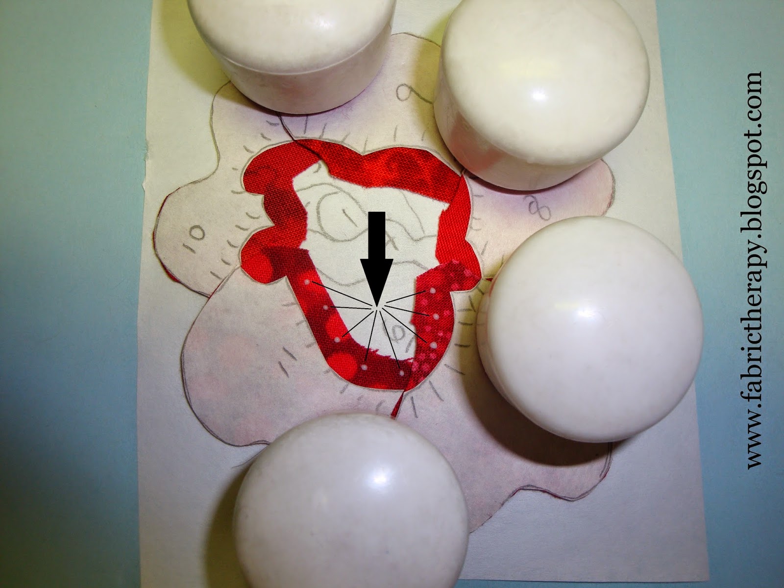 FABRIC THERAPY: A tutorial on using PATTERN WEIGHTS in hand applique...